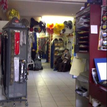 John Bout verhuur & feestartikelen - Clothing Store in Zuidwijk