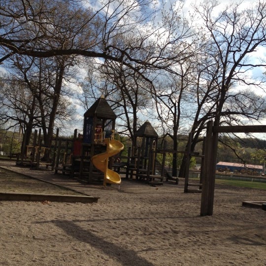 Cold Spring Park - 24–98 Katherine Rd