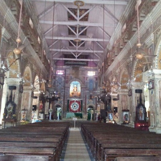 Santa Cruz Basilica - Church in Kochi