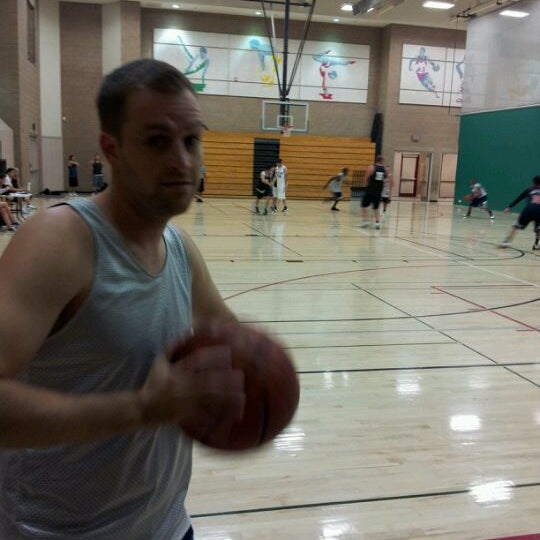 Walnut Teen Center - Walnut, CA