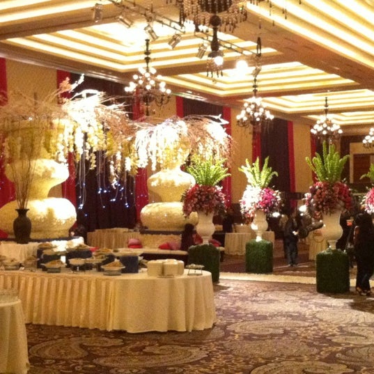 Kempinski Grand Ballroom - 25 tips