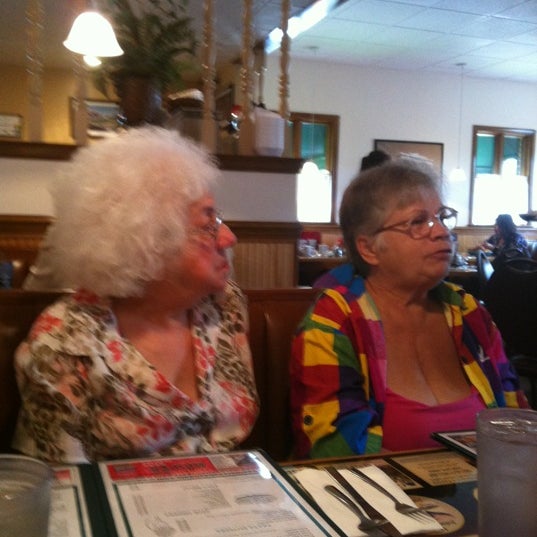 Raptis Family Restaurant - Restaurant