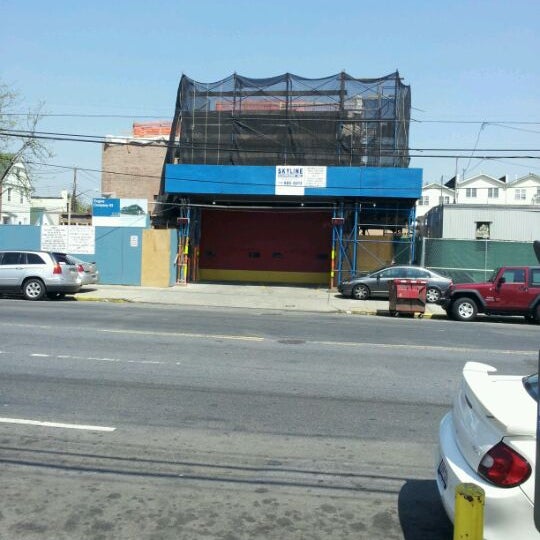 FDNY Engine 63/Ladder 39 - Fire Station in Bronx