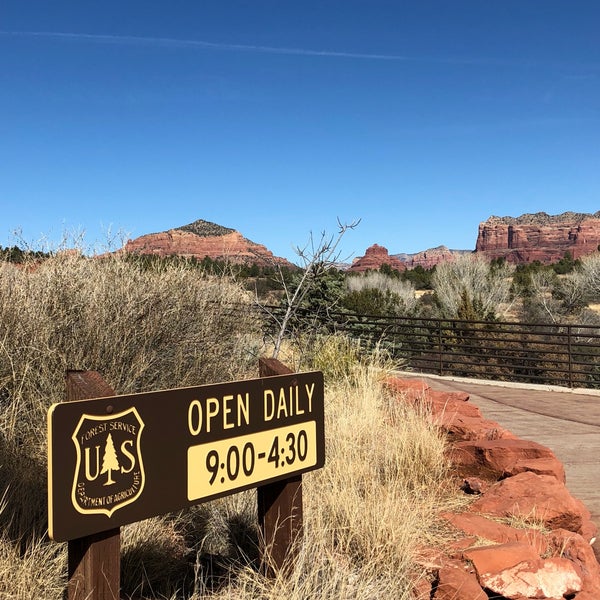 Ranger Station - Scenic Lookout in Oak Creek