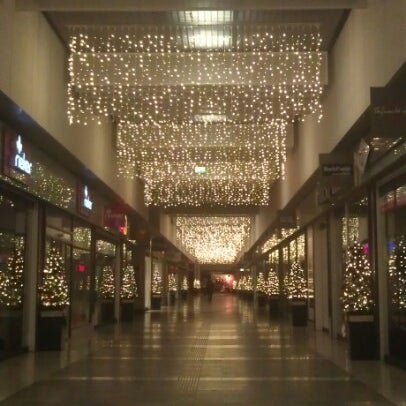 Rathaus Galerie - Shopping Mall in Essen