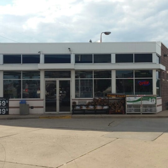 Amstar - 717 N Mayfair Rd