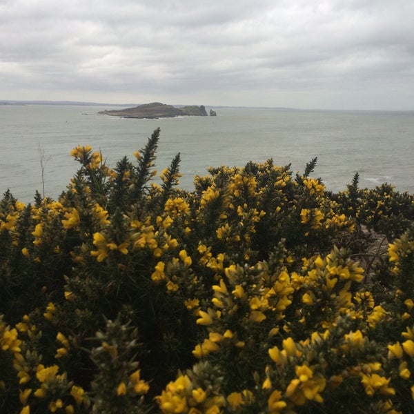 Howth Beach - Beach in Howth