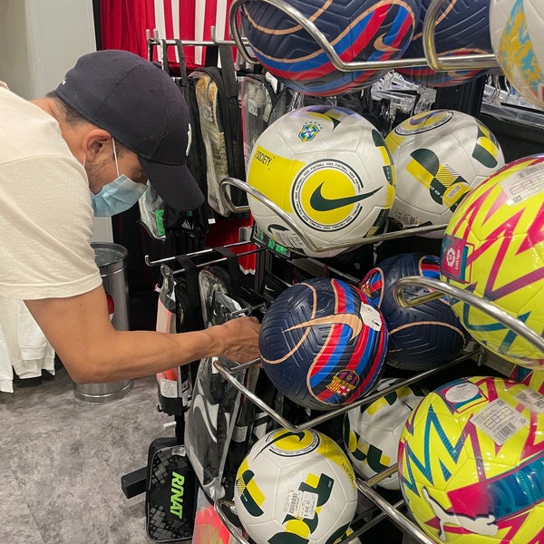 Centro Comercial Perisur - Shopping Mall