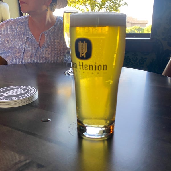 Van Henion Brewing - 12 visitors