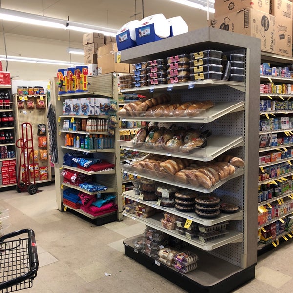 VONS - 123 Metropole Ave