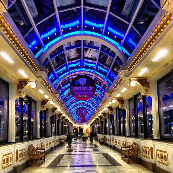 The Trafford Centre - Shopping Mall
