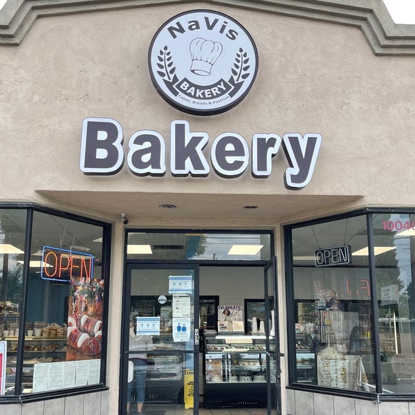 Navis Bakery - Bakery in El Monte