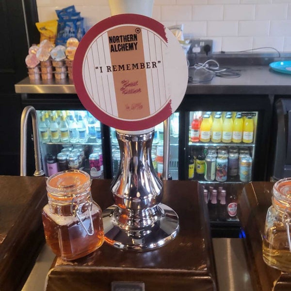 Platform 2 Micro Pub - Pub in Tynemouth