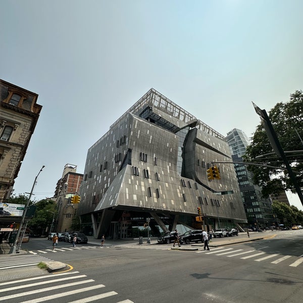 Cooper Triangle - Plaza in New York