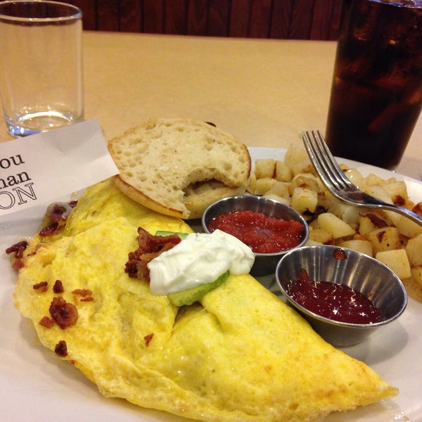 First Watch - Breakfast Spot