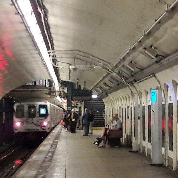 Photos at MTA Subway - 190th St (A) - Hudson Heights - New York, NY