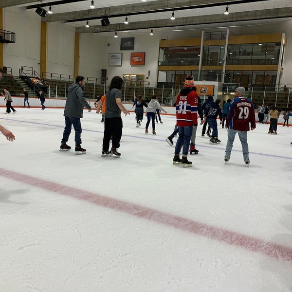 Frank Ritter Arena - 13 tips from 950 visitors