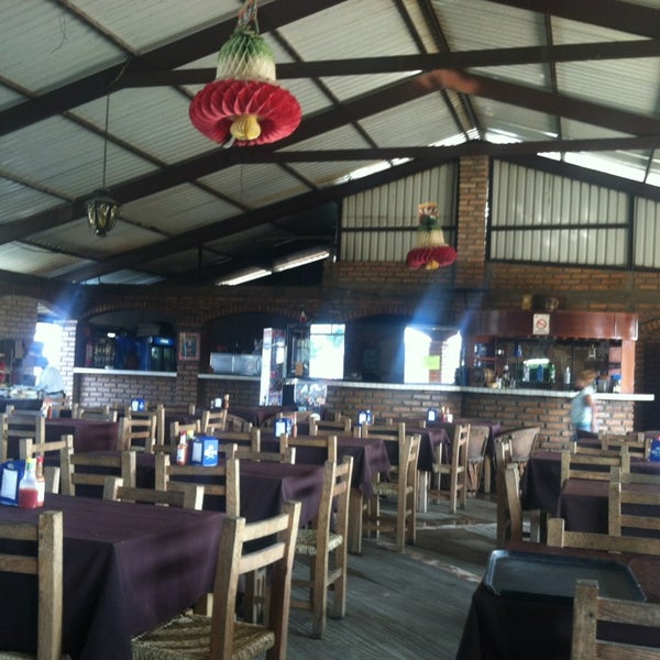 El bigotes Mariscos - Seafood Restaurant