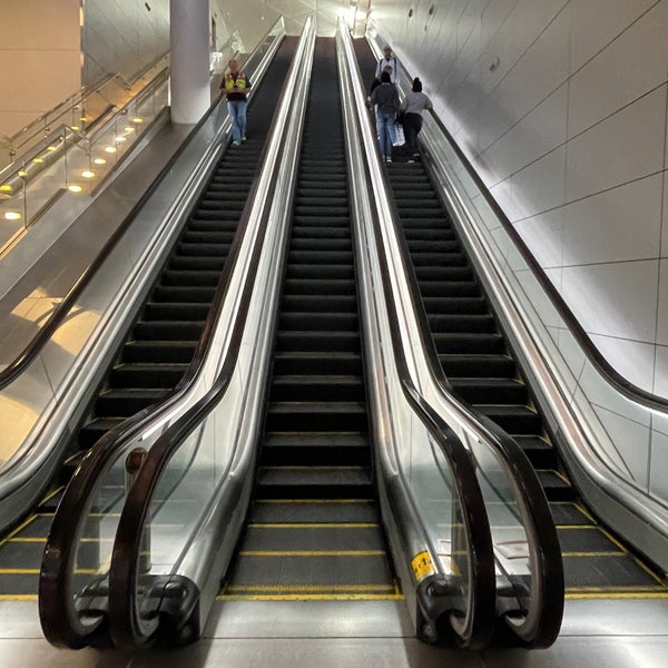 Skylink - Terminal D, Gates D11-D20