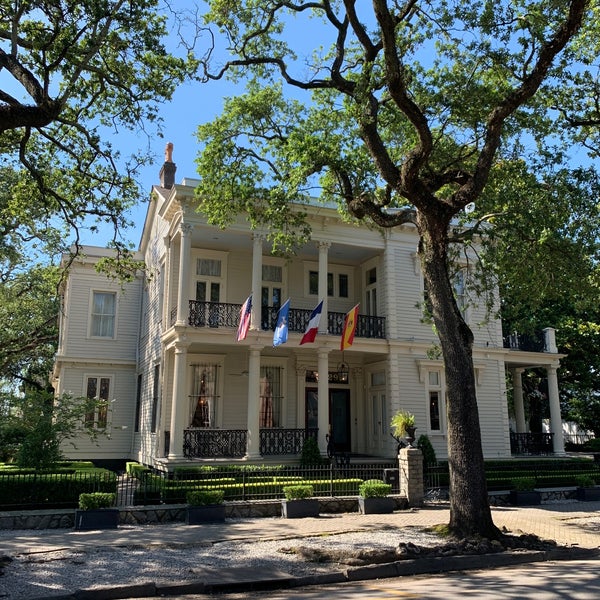 Elms Mansion - Central City - Garden - New Orleans, LA