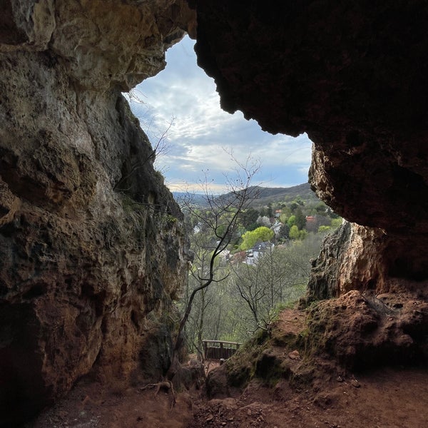 A szikla szeme - Cave in Budapest II. kerülete