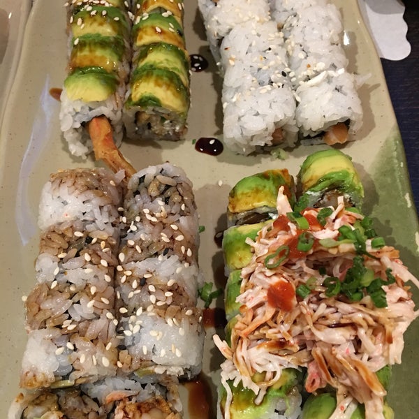 Sushi Rose - 2005 Sierra Highlands Dr