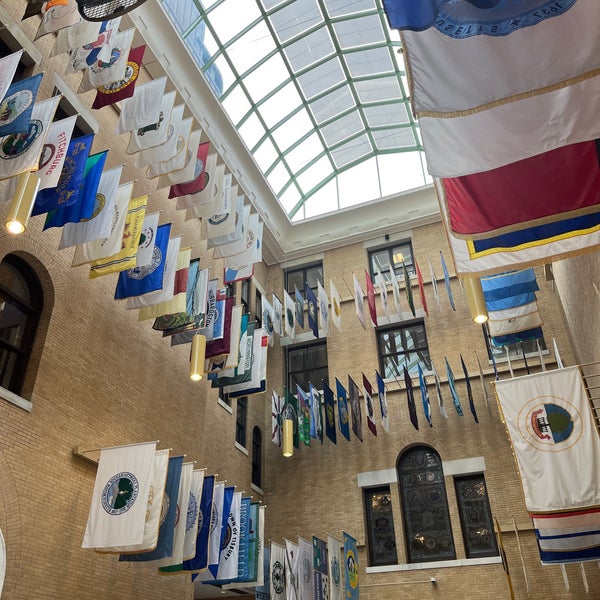 Hall Of Flags Massachusetts State House - Beacon Hill - 109 visitors