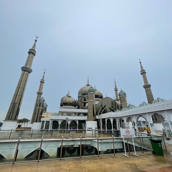 Imam Mosque Crystal