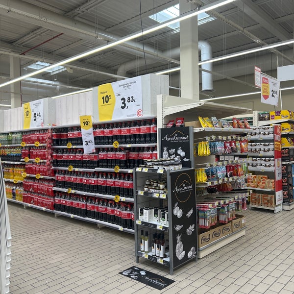 Continente Modelo - Grocery Store