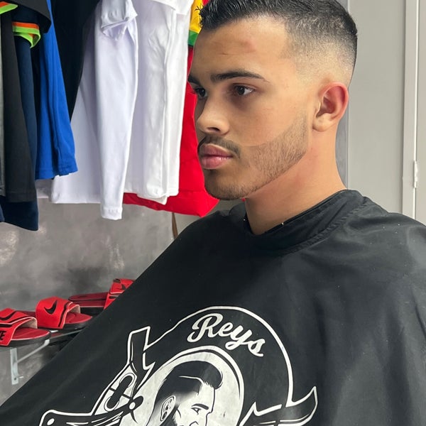 Reis Barbearia - Salon / Barbershop in Noroeste