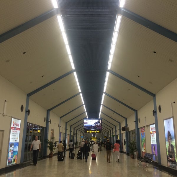 Bandaranaike International Airport (CMB) - Katunayaka North, Western ...