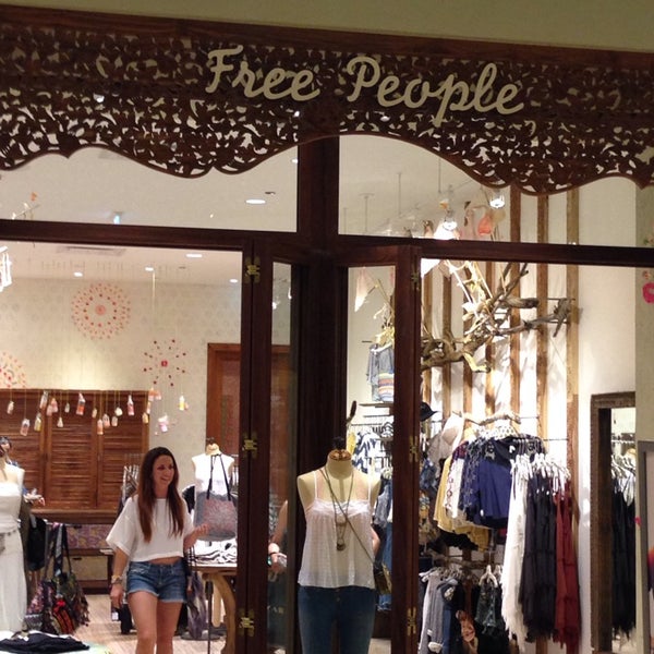 Free People - Boutique in Chicago