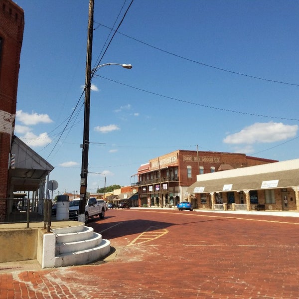 Wills Point, TX - 2 tips