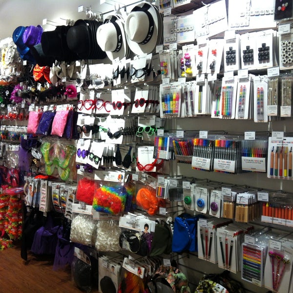 Tiger @Akropolis - Miscellaneous Store