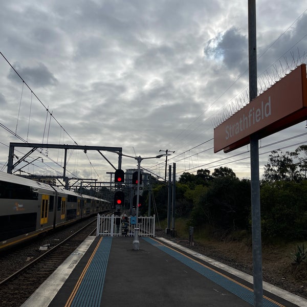 Platforms 3 & 4 - Platform in Strathfield
