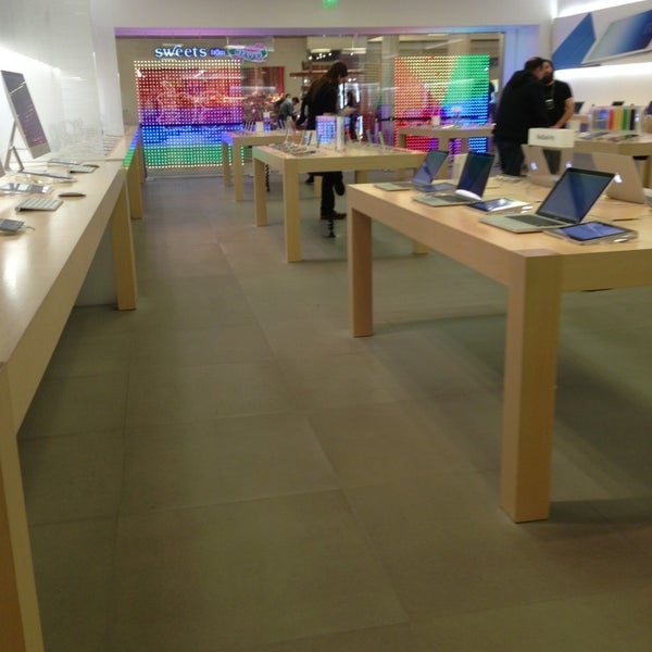 Photos at Apple South Hills Village - Mobile Phone Store in Pittsburgh