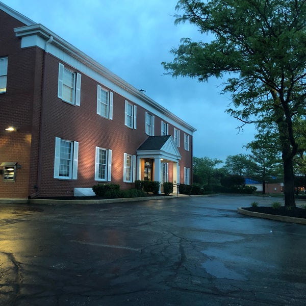 Chase Bank (Now Closed) - Northwest Elgin - 1130 N McLean Blvd