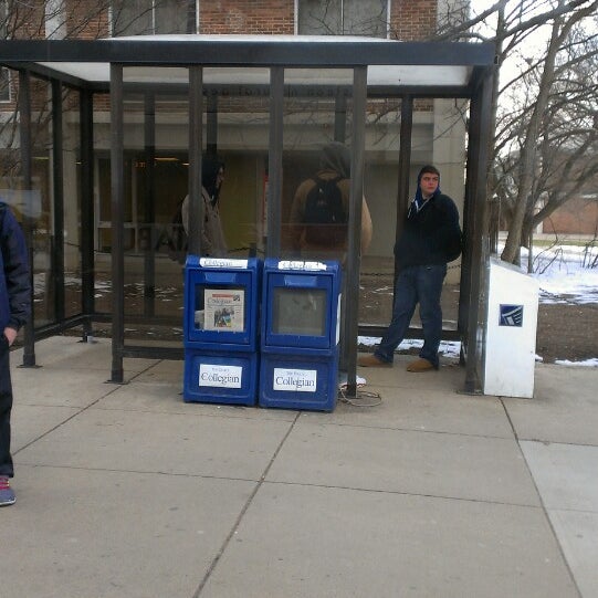 CATA Bus Stop (East Halls) - Curtin Rd.