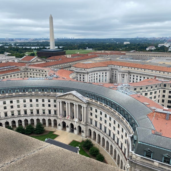 Old Post Office Pavilion - Monument in Washington