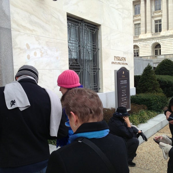 Photos at Dirksen Senate Office Building South Cafeteria Buffet ...