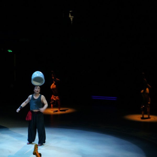 上海马戏城 | Shanghai Circus World - Circus in Yáncháng