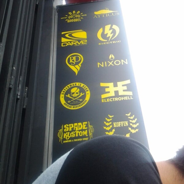 Electrohell Shop Yk - Clothing Store