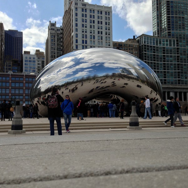 Photos at Cloud Gate by Anish Kapoor (2004) - Grant Park - N Michigan Ave