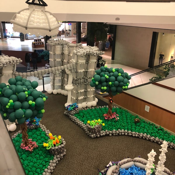 Regency Square - 1420 N Parham Rd