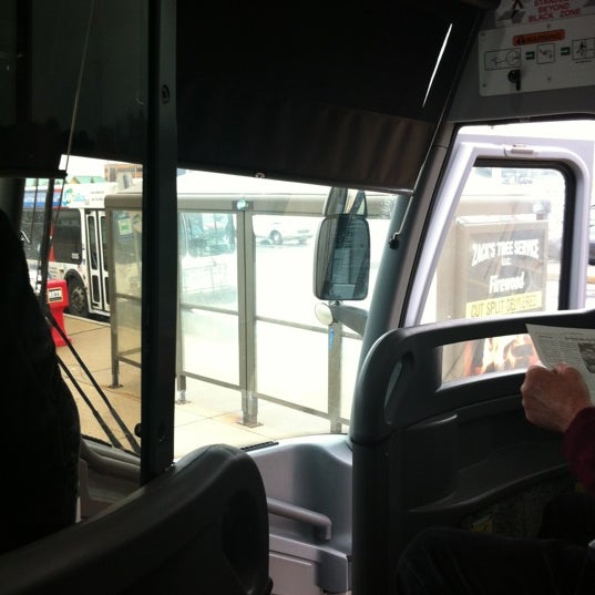 Transbridge Bus Terminal - William Penn Highway - Bus Station in Bethlehem