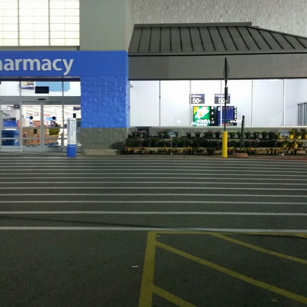 Walmart Supercenter - Northwest Oklahoma City - Oklahoma City, OK