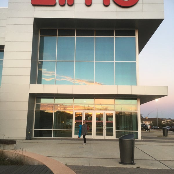 AMC Tech Ridge 10 - Tech Ridge Center - 12625 N Interstate 35