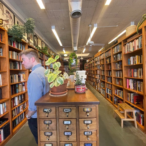 Mercer Street Books - Lower Queen Anne - 6 tips