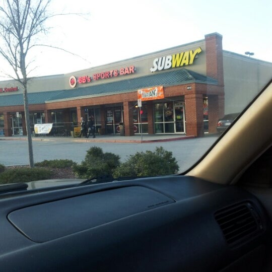 Subway - 4811 Ridge Rd, Suite 119