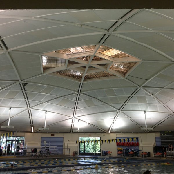 Columbia Swimming Pool - Swimming Pool in Portland